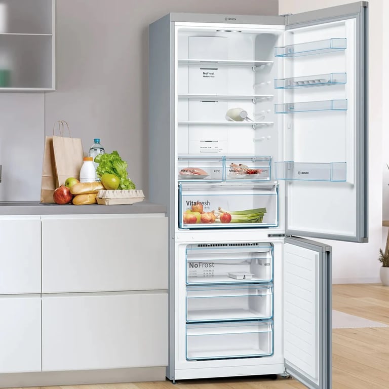 Freestanding Fridge Freezers - Plumbworld
