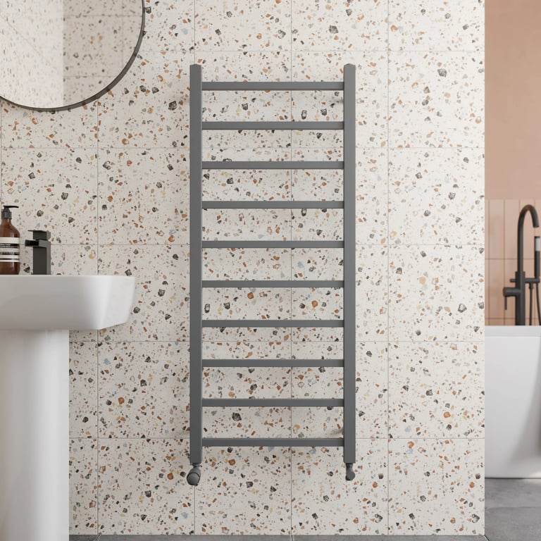 Solaro Square Bar Towel Radiator Anthracite - 1200 x 500mm