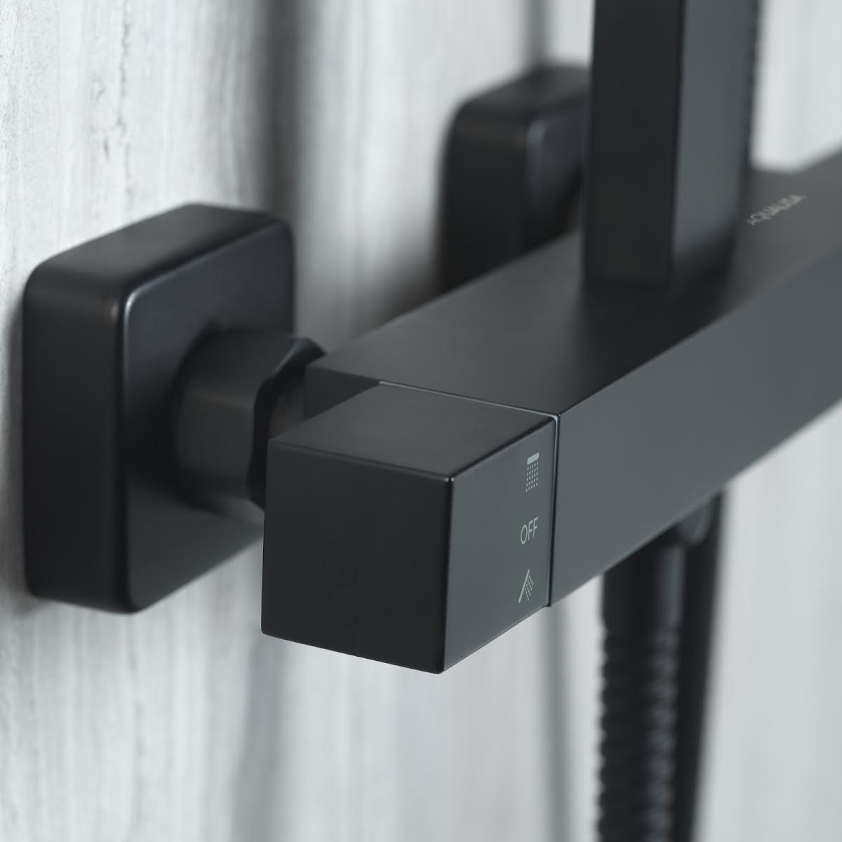 Aqualisa Deco Thermostatic Mixer Shower with Square Bar Valve - Matt Black