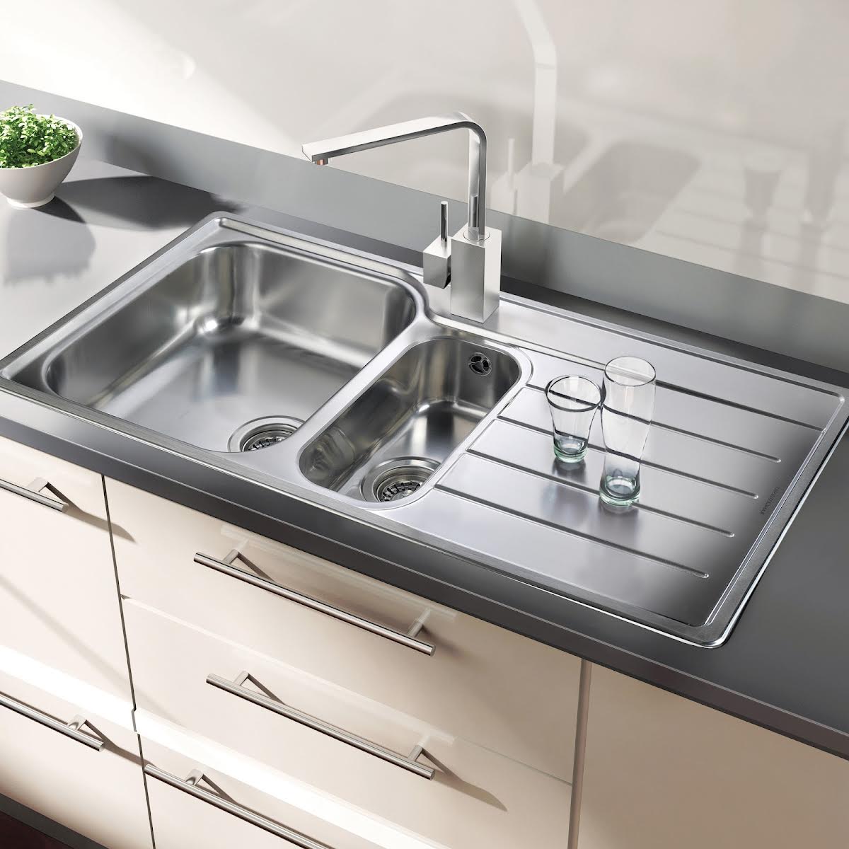 1.5 Bowl Stainless Steel Kitchen Sinks - Plumbworld