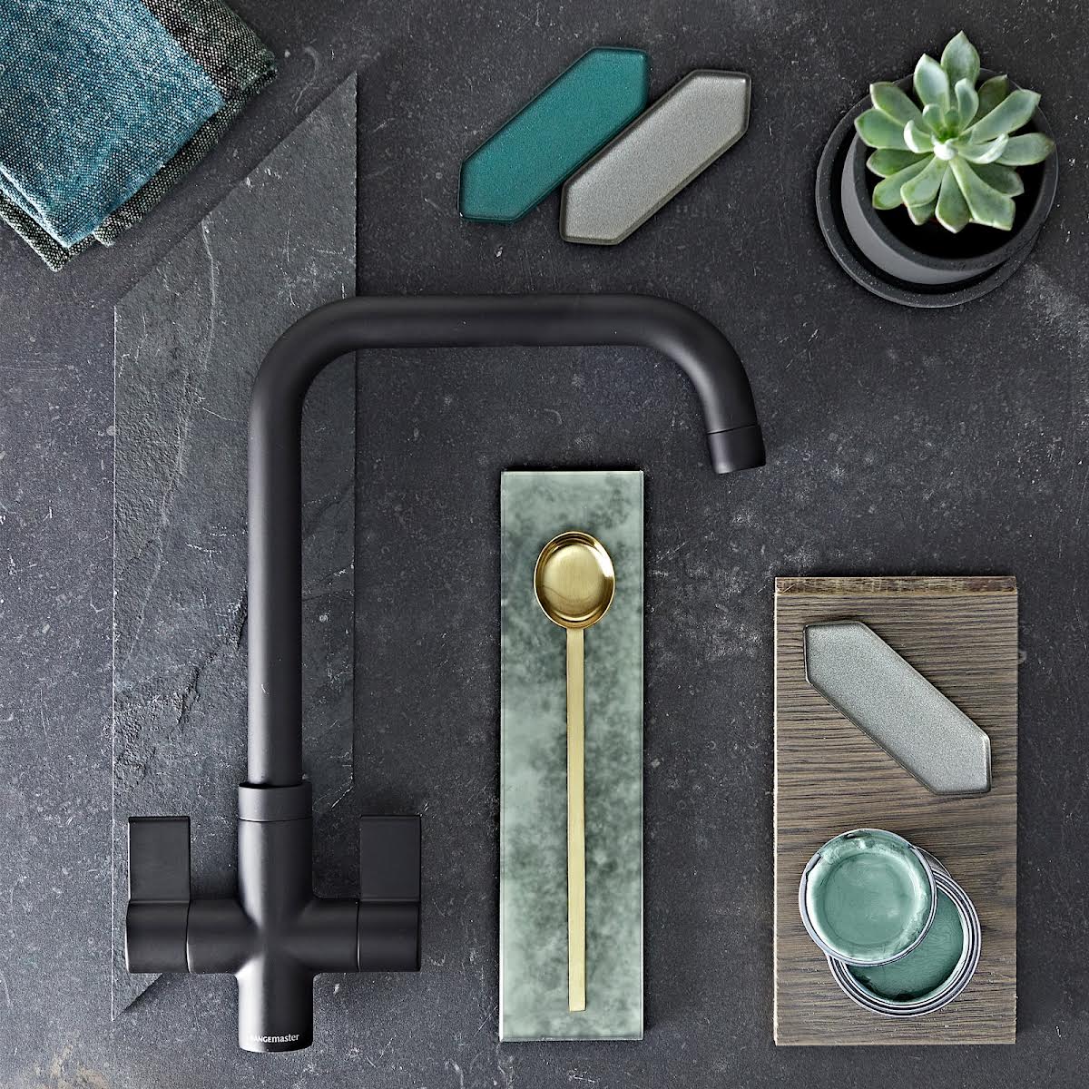 Black Kitchen Taps - Plumbworld